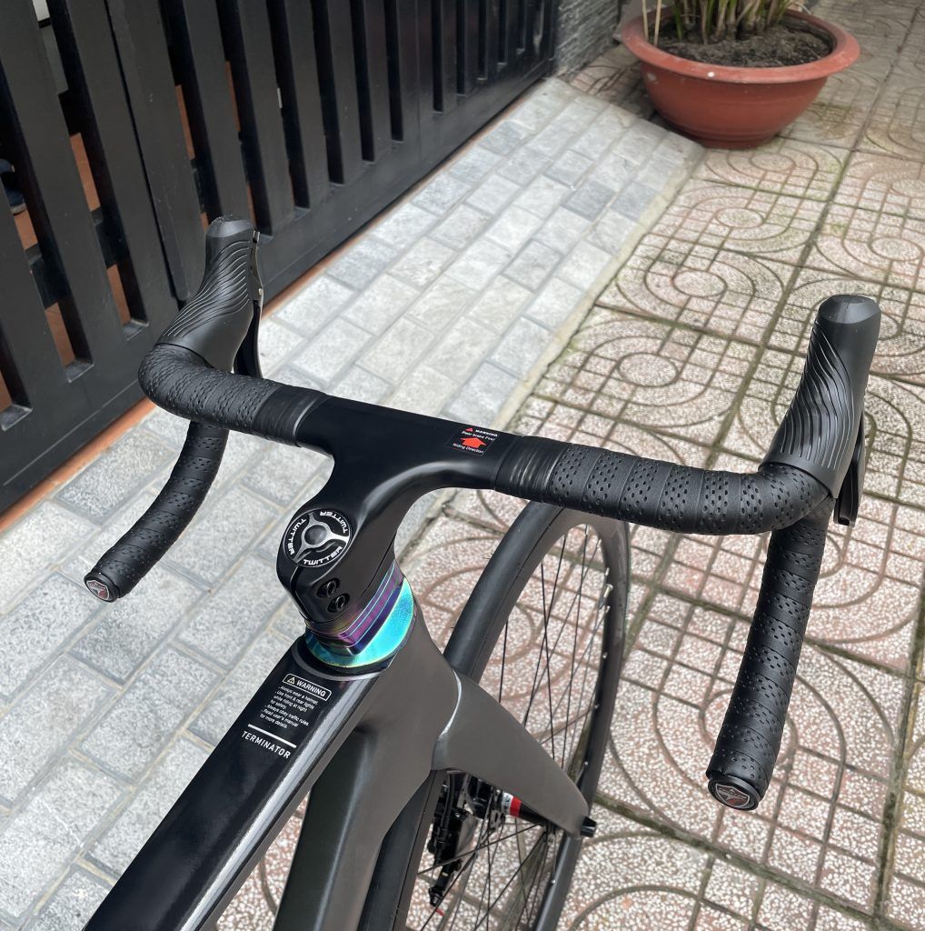 Twitter R12 Pro – xe đạp đua carbon – An Tâm Ebike